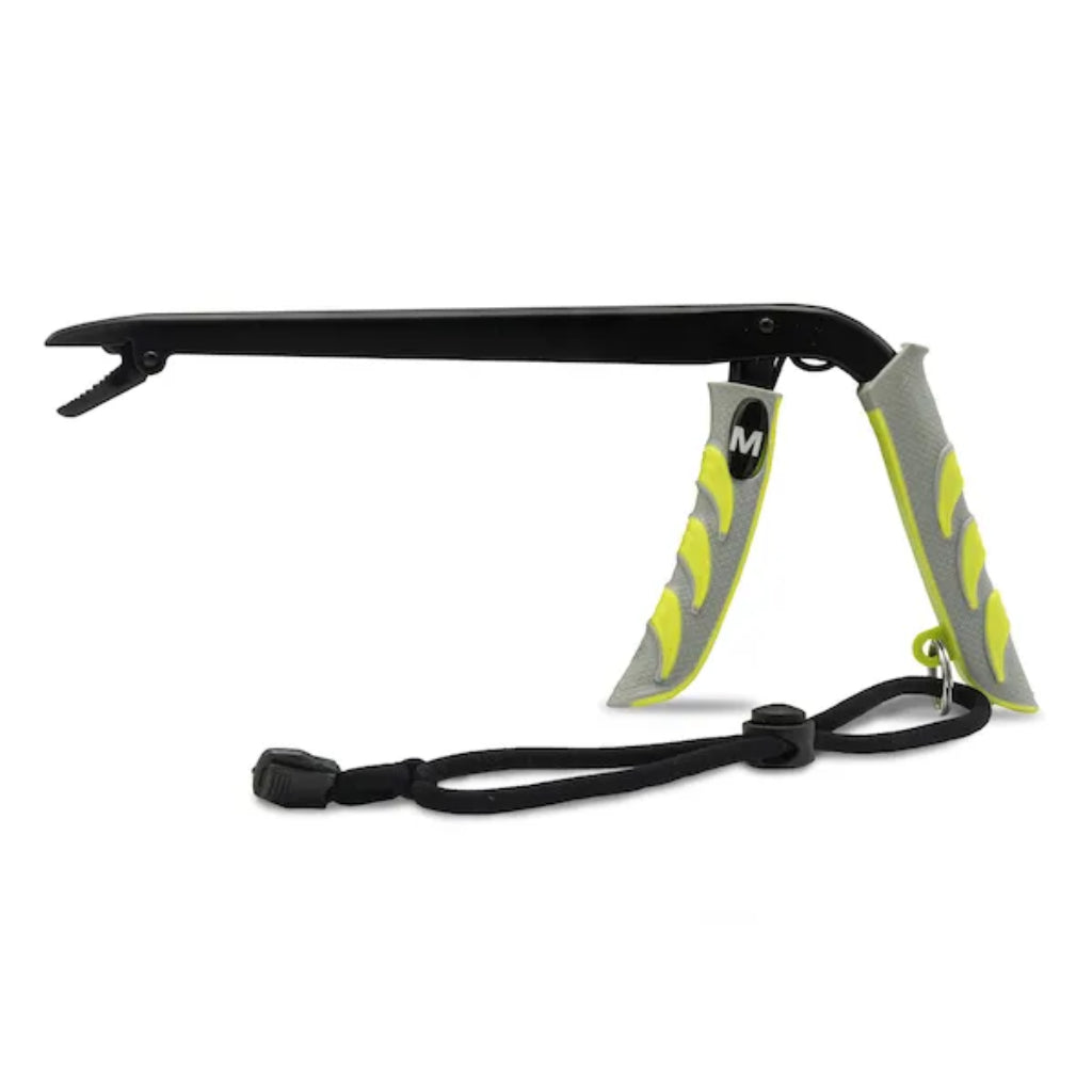 Mustad Pistol Dehooker Tool | Natural Sports — Natural Sports - The ...